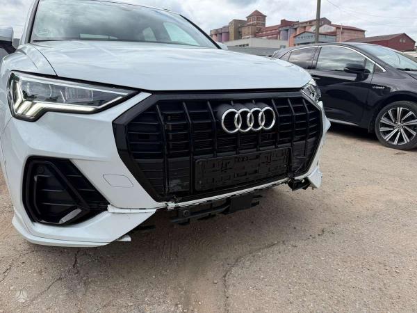 White Audi Q3 2024 in Kaunas, with an engine capacity of 1.97 L and mileage of 44 thousand km for 20900 €, photo 6 on AUTOMOTO.COM.LV
