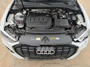 Balts Audi Q3 2024 Kauņa, ar dzinēja tilpumu 1.97 L un nobraukumu 44 tūkst. km par 20900 €, foto 8 vietnē AUTOMOTO.COM.LV