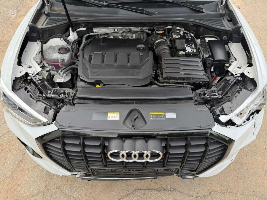 Balts Audi Q3 2024 Kauņa, ar dzinēja tilpumu 1.97 L un nobraukumu 44 tūkst. km par 20900 €, foto 8 vietnē AUTOMOTO.COM.LV