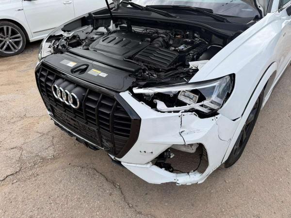 White Audi Q3 2024 in Kaunas, with an engine capacity of 1.97 L and mileage of 44 thousand km for 20900 €, photo 8 on AUTOMOTO.COM.LV