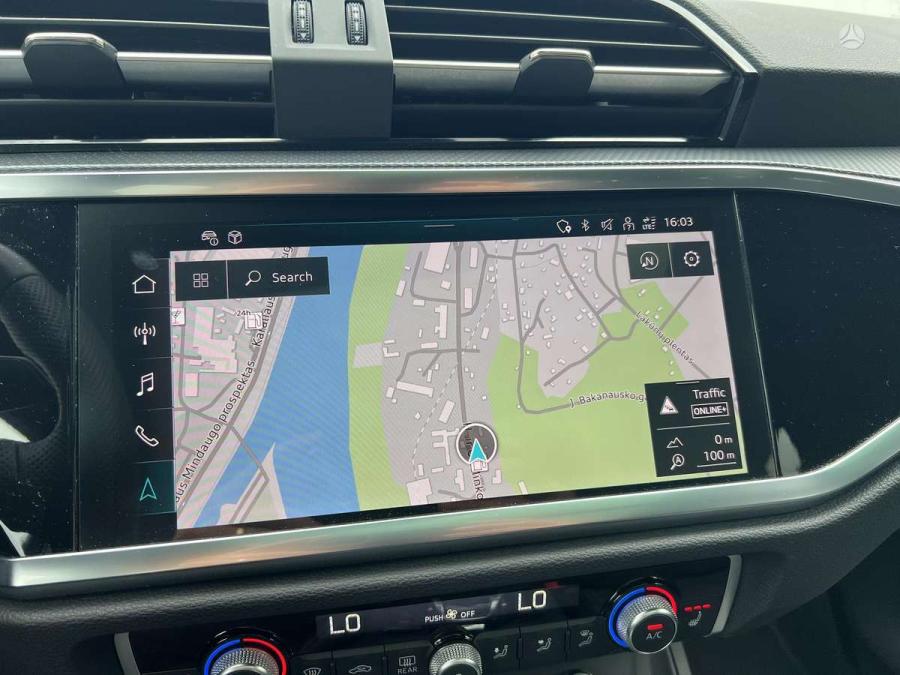 Balts Audi Q3 2024 Kauņa, ar dzinēja tilpumu 1.97 L un nobraukumu 44 tūkst. km par 20900 €, foto 24 vietnē AUTOMOTO.COM.LV
