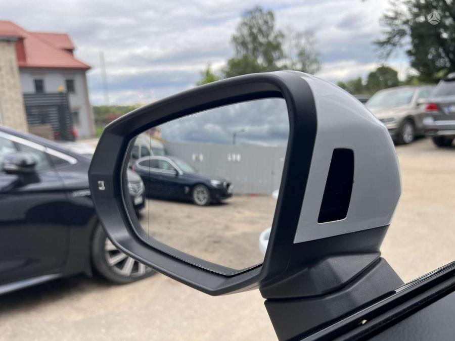 Balts Audi Q3 2024 Kauņa, ar dzinēja tilpumu 1.97 L un nobraukumu 44 tūkst. km par 20900 €, foto 41 vietnē AUTOMOTO.COM.LV