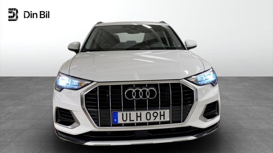White Audi Q3 2025 in Kaunas, with an engine capacity of 0.00 L and mileage of 17 thousand km for 35652 €, photo 4 on AUTOMOTO.COM.LV