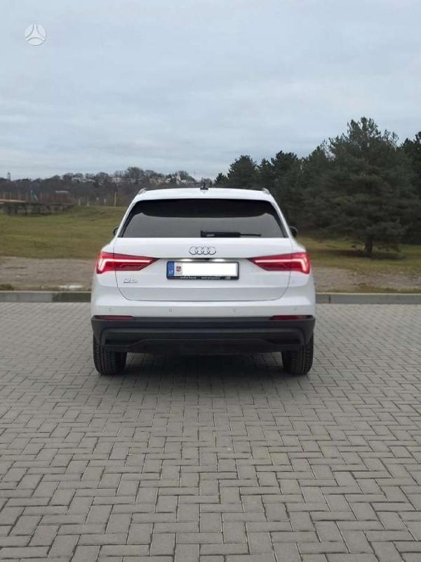 White Audi Q3 2025 in Kaunas, with an engine capacity of 1.50 L and mileage of 4 thousand km for 29800 €, photo 7 on AUTOMOTO.COM.LV