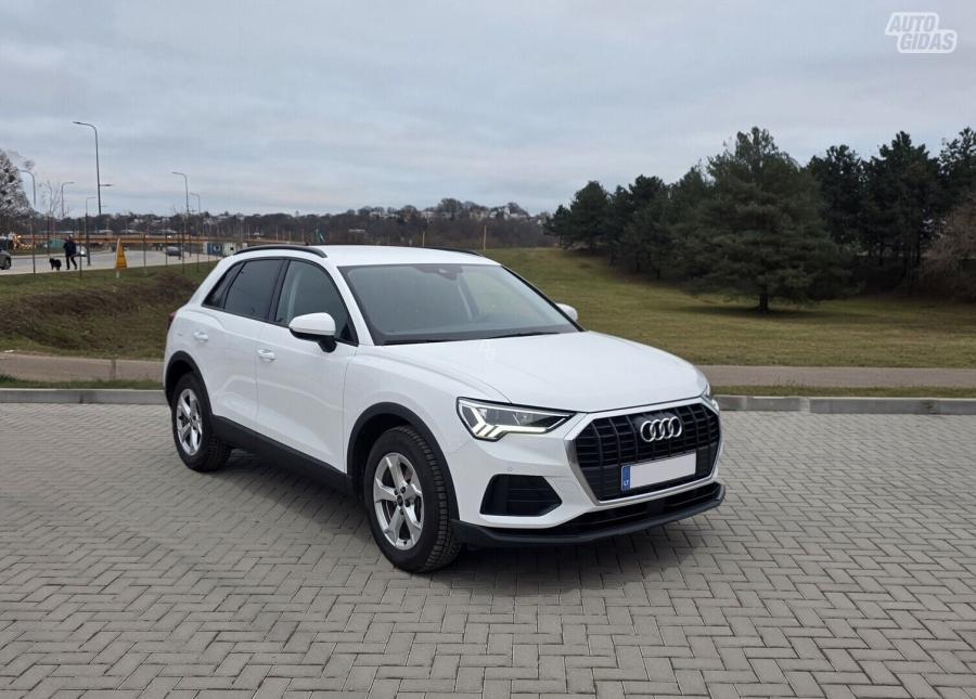 Balts Audi Q3 2025 Kauņa, ar dzinēja tilpumu 1.50 L un nobraukumu 4 tūkst. km par 29490 €, foto 1 vietnē AUTOMOTO.COM.LV