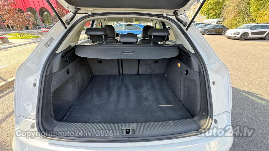 Balts Audi Q3 2016 Tallina, ar dzinēja tilpumu 2.00 L un nobraukumu 178 tūkst. km par 13500 €, foto 9 vietnē AUTOMOTO.COM.LV