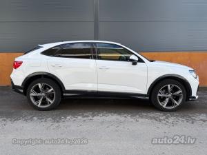Balts Audi Q3 2021 Tallina, ar dzinēja tilpumu 1.50 L un nobraukumu 94 tūkst. km par 25900 €, foto 7 vietnē AUTOMOTO.COM.LV