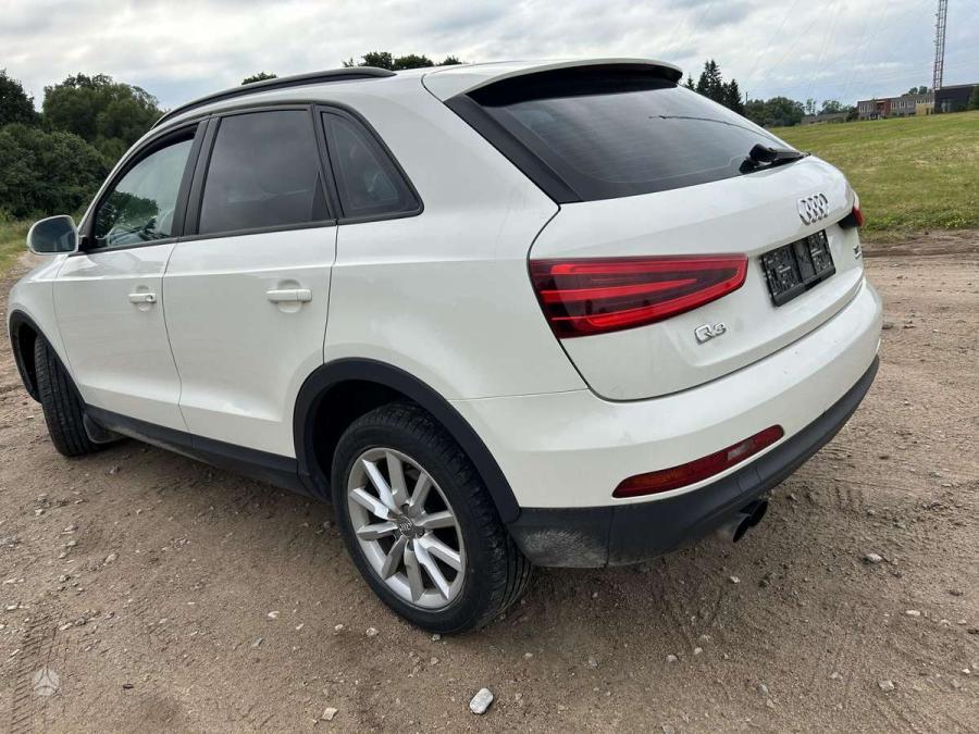 White Audi Q3 2012 in Taurage, with an engine capacity of 1.97 L and mileage of 268 thousand km for 8300 €, photo 4 on AUTOMOTO.COM.LV