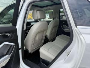 White Audi Q3 2023 in Siauliai, with an engine capacity of 2.00 L and mileage of 61 thousand km for 20449 €, photo 9 on AUTOMOTO.COM.LV