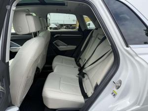 White Audi Q3 2023 in Siauliai, with an engine capacity of 2.00 L and mileage of 61 thousand km for 20449 €, photo 10 on AUTOMOTO.COM.LV
