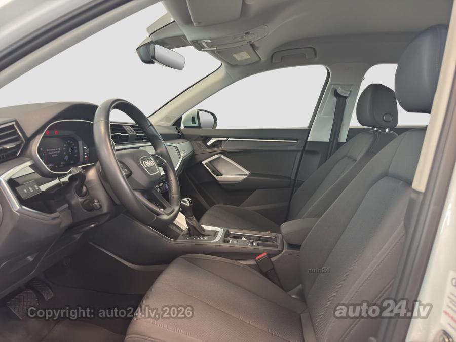 Balts Audi Q3 2021 Tallina, ar dzinēja tilpumu 1.50 L un nobraukumu 114 tūkst. km par 24900 €, foto 7 vietnē AUTOMOTO.COM.LV
