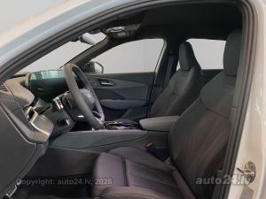 Balts Audi Q3 2026 Tallina, ar dzinēja tilpumu 2.00 L un nobraukumu 5 tūkst. km par 69900 €, foto 7 vietnē AUTOMOTO.COM.LV