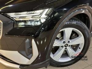 Black Audi Q4 e-tron 2021 in Vilnius, with an engine capacity of 0.00 L and mileage of 18 thousand km for 36550 €, photo 4 on AUTOMOTO.COM.LV