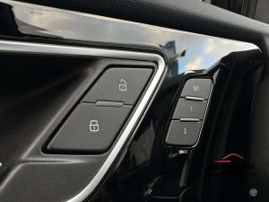 Black Audi Q4 e-tron 2021 in Vilnius, with an engine capacity of 0.00 L and mileage of 18 thousand km for 36550 €, photo 29 on AUTOMOTO.COM.LV