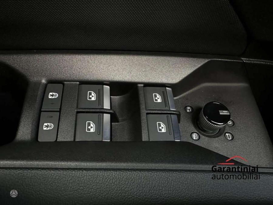 Black Audi Q4 e-tron 2021 in Vilnius, with an engine capacity of 0.00 L and mileage of 18 thousand km for 36550 €, photo 31 on AUTOMOTO.COM.LV