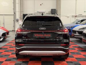 Black Audi Q4 e-tron 2022 in Vilnius, with an engine capacity of 0.00 L and mileage of 48 thousand km for 28990 €, photo 5 on AUTOMOTO.COM.LV