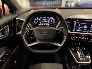 Black Audi Q4 e-tron 2022 in Vilnius, with an engine capacity of 0.00 L and mileage of 48 thousand km for 28990 €, photo 18 on AUTOMOTO.COM.LV