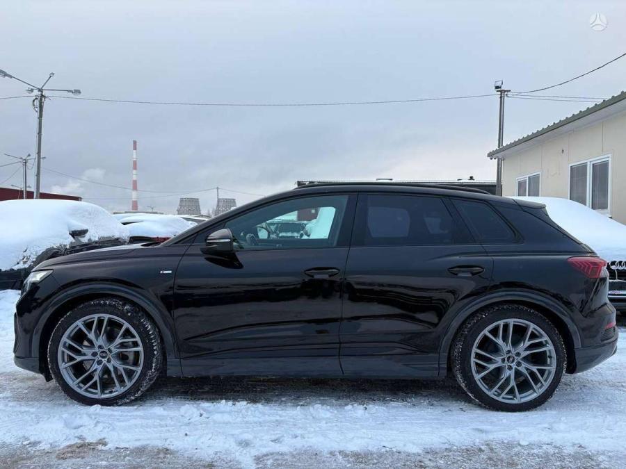 Melns Audi Q4 e-tron 2022 Viļņa, ar dzinēja tilpumu 0.00 L un nobraukumu 117 tūkst. km par 25950 €, foto 6 vietnē AUTOMOTO.COM.LV