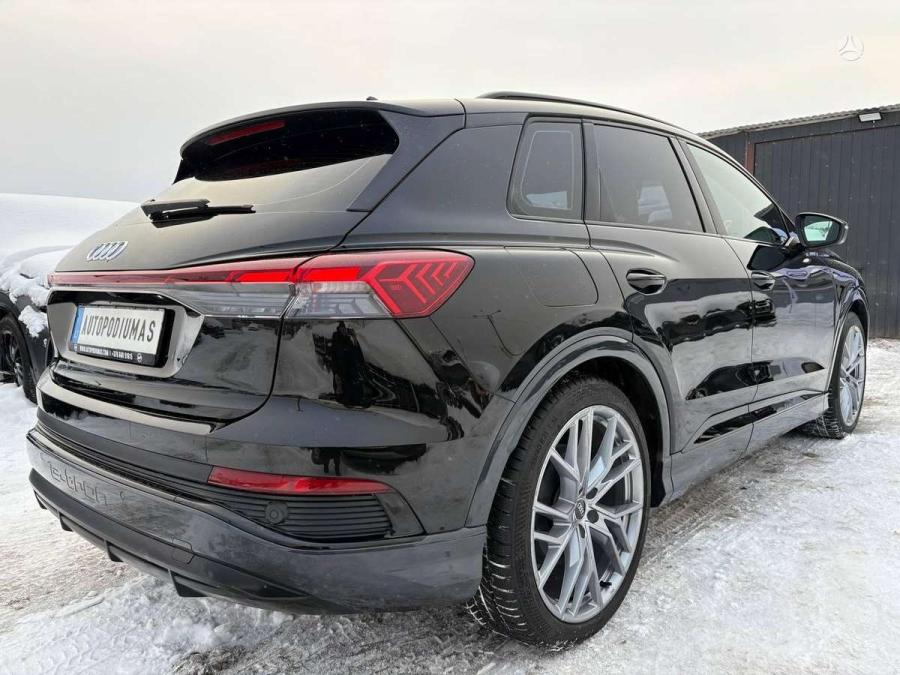 Melns Audi Q4 e-tron 2022 Viļņa, ar dzinēja tilpumu 0.00 L un nobraukumu 117 tūkst. km par 25950 €, foto 7 vietnē AUTOMOTO.COM.LV