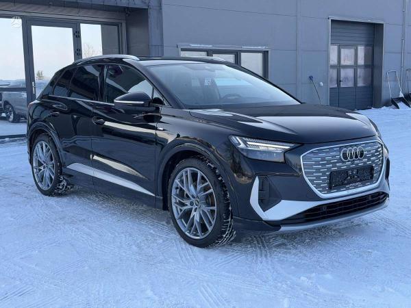 Melns Audi Q4 e-tron 2022 Šauļi, ar dzinēja tilpumu 0.00 L un nobraukumu 74 tūkst. km par 34990 €, foto 2 vietnē AUTOMOTO.COM.LV