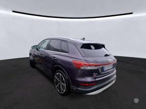 Черный Ауди Q4 e-tron 2022 в Вильнюс, объемом двигателя 0.00 л и пробегом 139 тыс. км за 25800 €, фото 3 на AUTOMOTO.COM.LV