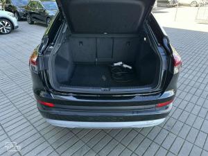 Black Audi Q4 e-tron 2022 in Kaunas, with an engine capacity of 0.00 L and mileage of 196 thousand km for 21700 €, photo 17 on AUTOMOTO.COM.LV