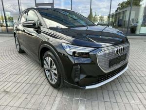 Black Audi Q4 e-tron 2022 in Kaunas, with an engine capacity of 0.00 L and mileage of 164 thousand km for 20500 €, photo 3 on AUTOMOTO.COM.LV