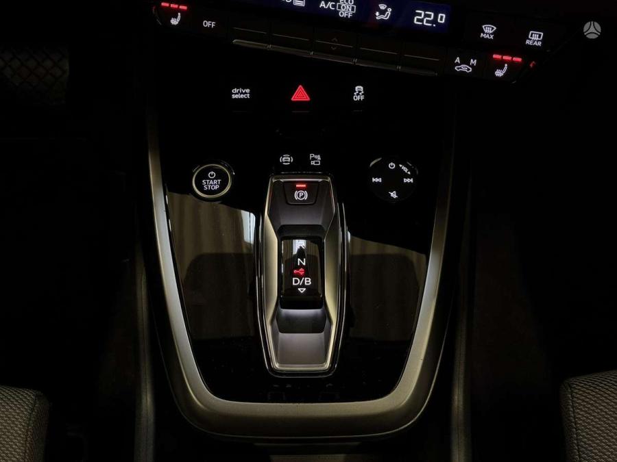 Melns Audi Q4 e-tron 2022 Viļņa, ar dzinēja tilpumu 0.00 L un nobraukumu 48 tūkst. km par 27990 €, foto 22 vietnē AUTOMOTO.COM.LV
