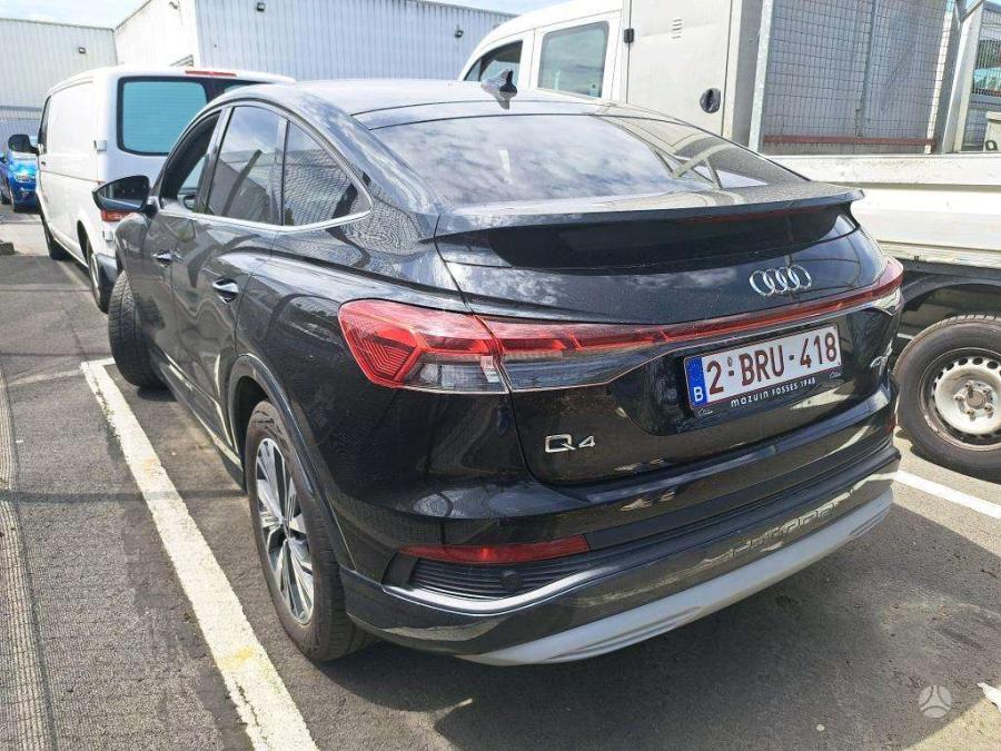 Melns Audi Q4 e-tron 2022 Viļņa, ar dzinēja tilpumu 0.00 L un nobraukumu 177 tūkst. km par 23700 €, foto 6 vietnē AUTOMOTO.COM.LV