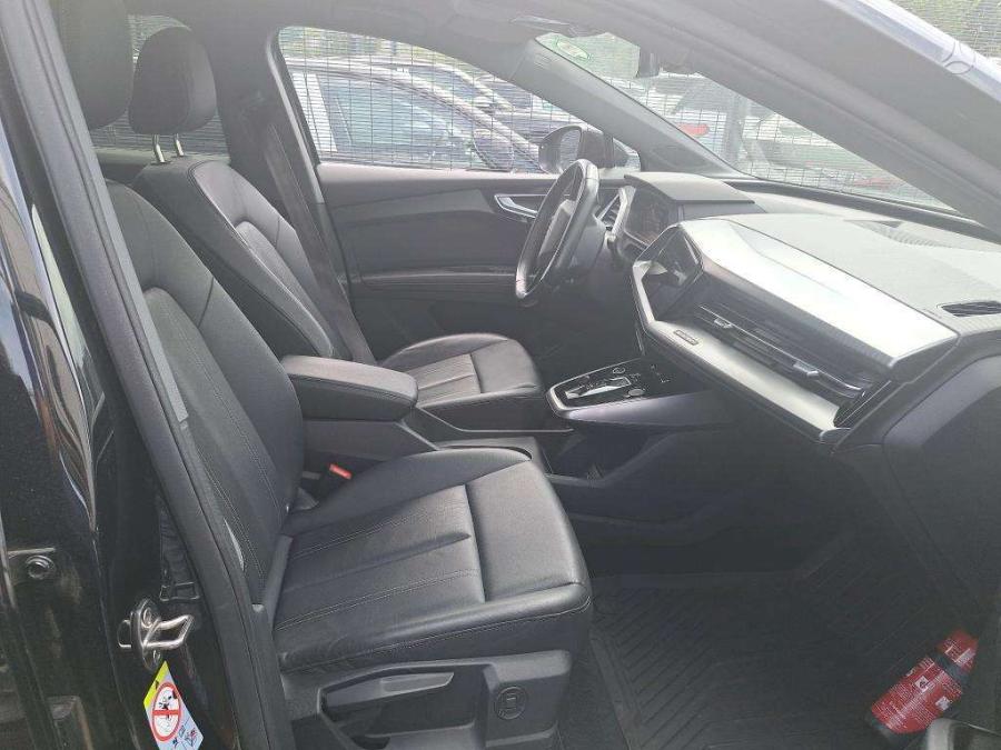 Melns Audi Q4 e-tron 2022 Viļņa, ar dzinēja tilpumu 0.00 L un nobraukumu 177 tūkst. km par 23700 €, foto 9 vietnē AUTOMOTO.COM.LV