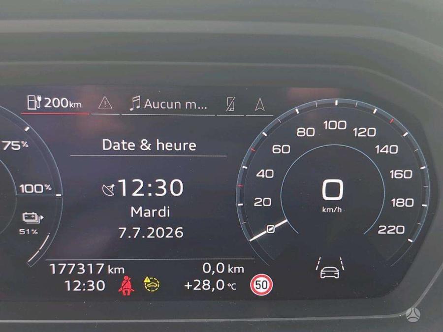 Melns Audi Q4 e-tron 2022 Viļņa, ar dzinēja tilpumu 0.00 L un nobraukumu 177 tūkst. km par 23700 €, foto 10 vietnē AUTOMOTO.COM.LV
