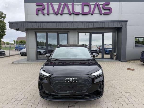 Melns Audi Q4 e-tron 2022 Šauļi, ar dzinēja tilpumu 0.00 L un nobraukumu 85 tūkst. km par 28990 €, foto 1 vietnē AUTOMOTO.COM.LV