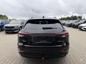 Melns Audi Q4 e-tron 2022 Šauļi, ar dzinēja tilpumu 0.00 L un nobraukumu 85 tūkst. km par 28990 €, foto 9 vietnē AUTOMOTO.COM.LV