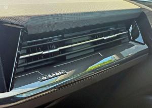 Черный Ауди Q4 e-tron 2023 в Вильнюс, объемом двигателя 0.00 л и пробегом 129 тыс. км за 31900 €, фото 8 на AUTOMOTO.COM.LV