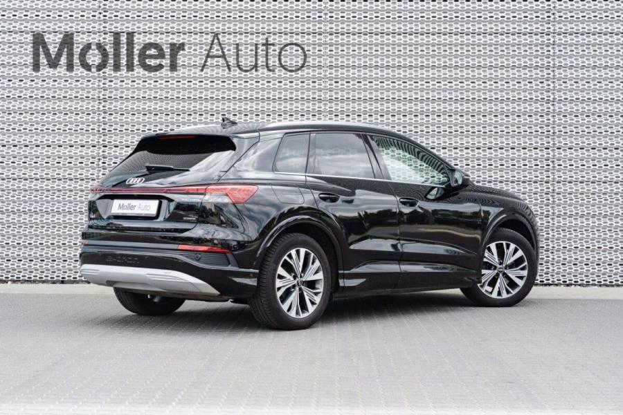 Melns Audi Q4 e-tron 2023 Mārupe, ar dzinēja tilpumu 0.00 L un nobraukumu 98 tūkst. km par 35550 €, foto 5 vietnē AUTOMOTO.COM.LV