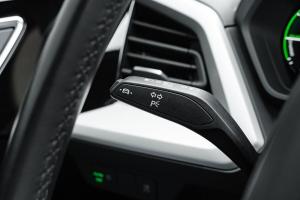 Melns Audi Q4 e-tron 2023 Mārupe, ar dzinēja tilpumu 0.00 L un nobraukumu 98 tūkst. km par 35550 €, foto 8 vietnē AUTOMOTO.COM.LV