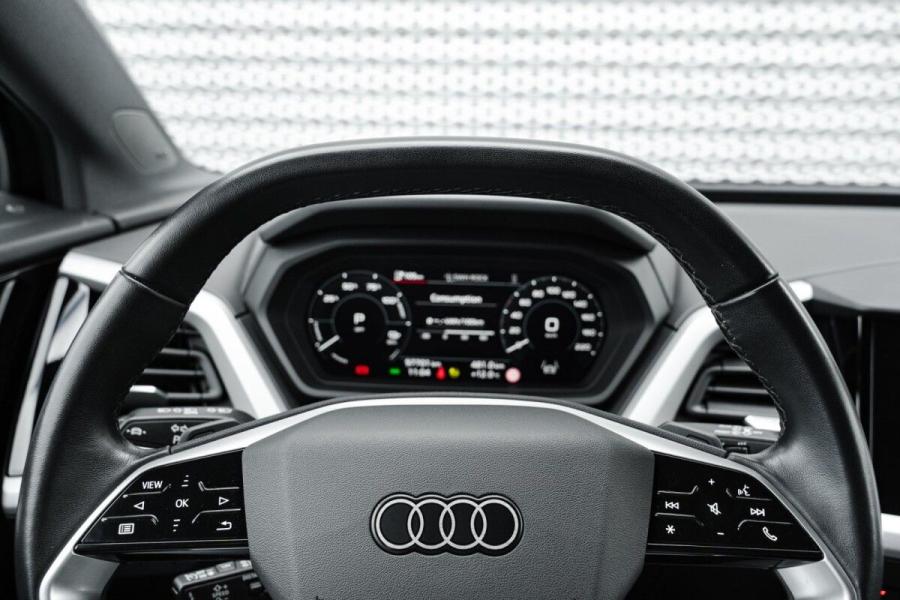 Melns Audi Q4 e-tron 2023 Mārupe, ar dzinēja tilpumu 0.00 L un nobraukumu 98 tūkst. km par 35550 €, foto 13 vietnē AUTOMOTO.COM.LV