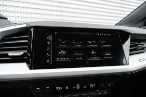 Melns Audi Q4 e-tron 2023 Mārupe, ar dzinēja tilpumu 0.00 L un nobraukumu 98 tūkst. km par 35550 €, foto 16 vietnē AUTOMOTO.COM.LV