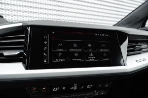 Melns Audi Q4 e-tron 2023 Mārupe, ar dzinēja tilpumu 0.00 L un nobraukumu 98 tūkst. km par 35550 €, foto 17 vietnē AUTOMOTO.COM.LV