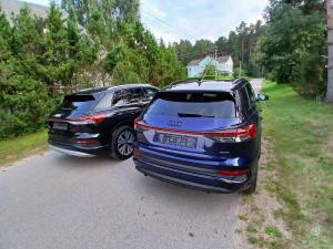 Черный Ауди Q4 e-tron 2023 в Пренай, объемом двигателя 0.00 л и пробегом 13 тыс. км за 30700 €, фото 24 на AUTOMOTO.COM.LV