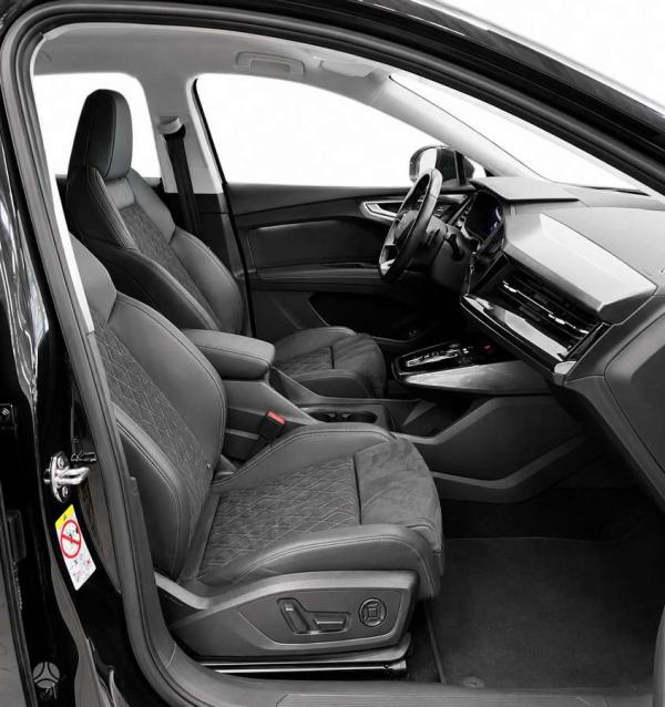 Black Audi Q4 e-tron 2023 in Kaunas, with an engine capacity of 0.00 L and mileage of 72 thousand km for 36600 €, photo 7 on AUTOMOTO.COM.LV