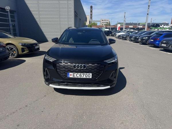 Ауди Q4 e-tron 2023 в Каунас на AUTOMOTO.COM.LV Черный Ауди Q4 e-tron 2023 в Каунас, объемом двигателя 2.50 л и пробегом 59 тыс. км за 30500 €, фото 3 на AUTOMOTO.COM.LV