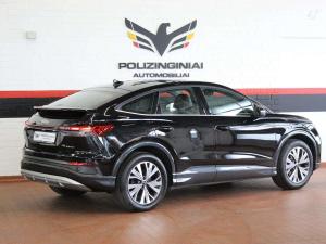 Melns Audi Q4 e-tron 2024 Kauņa, ar dzinēja tilpumu 0.00 L un nobraukumu 5 tūkst. km par 38115 €, foto 4 vietnē AUTOMOTO.COM.LV