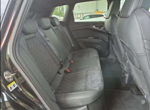 Black Audi Q4 e-tron 2024 in Klaipeda, with an engine capacity of 0.00 L and mileage of 48 thousand km for 11200 €, photo 7 on AUTOMOTO.COM.LV
