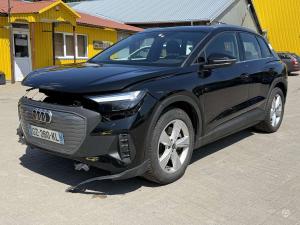 Melns Audi Q4 e-tron 2024 Kauņa, ar dzinēja tilpumu 0.00 L un nobraukumu 34 tūkst. km par 16900 €, foto  vietnē AUTOMOTO.COM.LV