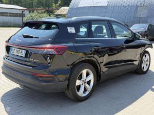 Melns Audi Q4 e-tron 2024 Kauņa, ar dzinēja tilpumu 0.00 L un nobraukumu 34 tūkst. km par 16900 €, foto 7 vietnē AUTOMOTO.COM.LV
