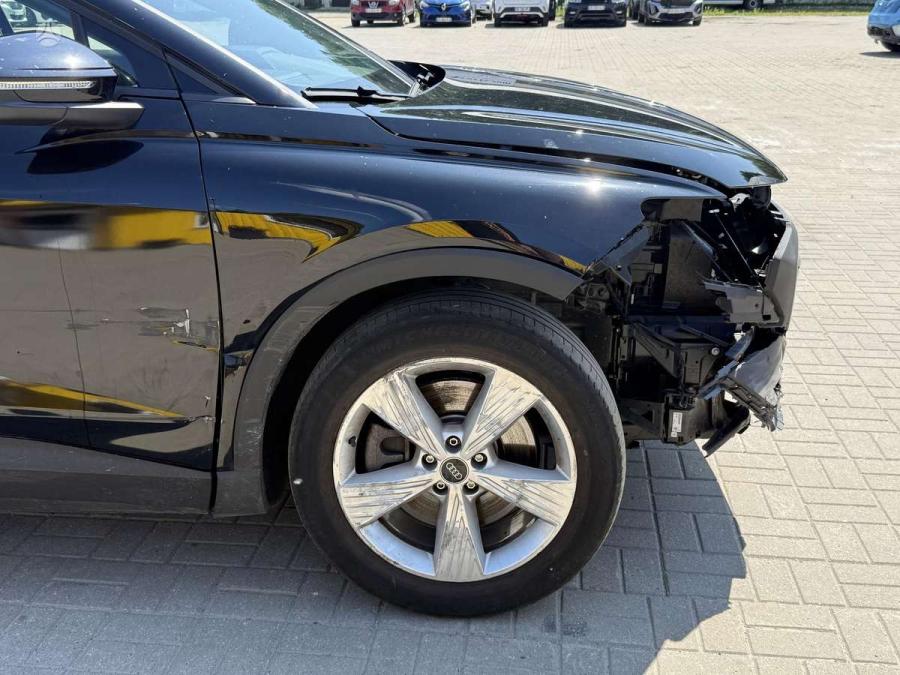 Melns Audi Q4 e-tron 2024 Kauņa, ar dzinēja tilpumu 0.00 L un nobraukumu 34 tūkst. km par 16900 €, foto 10 vietnē AUTOMOTO.COM.LV