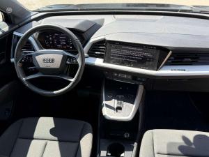 Melns Audi Q4 e-tron 2024 Kauņa, ar dzinēja tilpumu 0.00 L un nobraukumu 34 tūkst. km par 16900 €, foto 16 vietnē AUTOMOTO.COM.LV