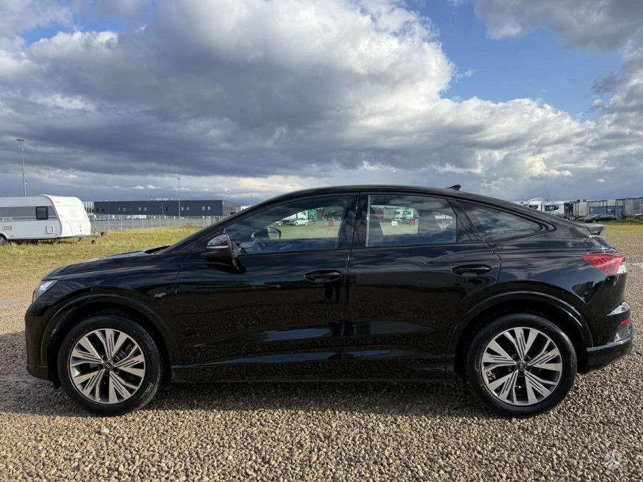 Melns Audi Q4 e-tron 2024 Viļņa, ar dzinēja tilpumu 0.00 L un nobraukumu 68 tūkst. km par 32700 €, foto 8 vietnē AUTOMOTO.COM.LV