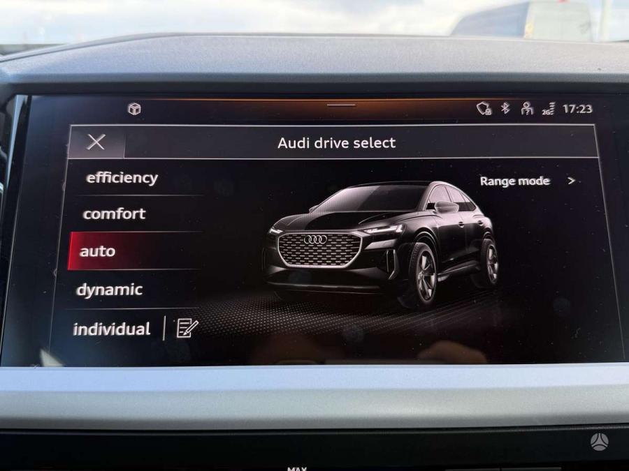 Melns Audi Q4 e-tron 2024 Viļņa, ar dzinēja tilpumu 0.00 L un nobraukumu 68 tūkst. km par 32700 €, foto 32 vietnē AUTOMOTO.COM.LV